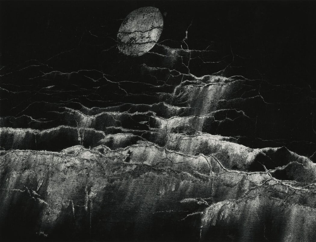- Minor White - Phases Magazine